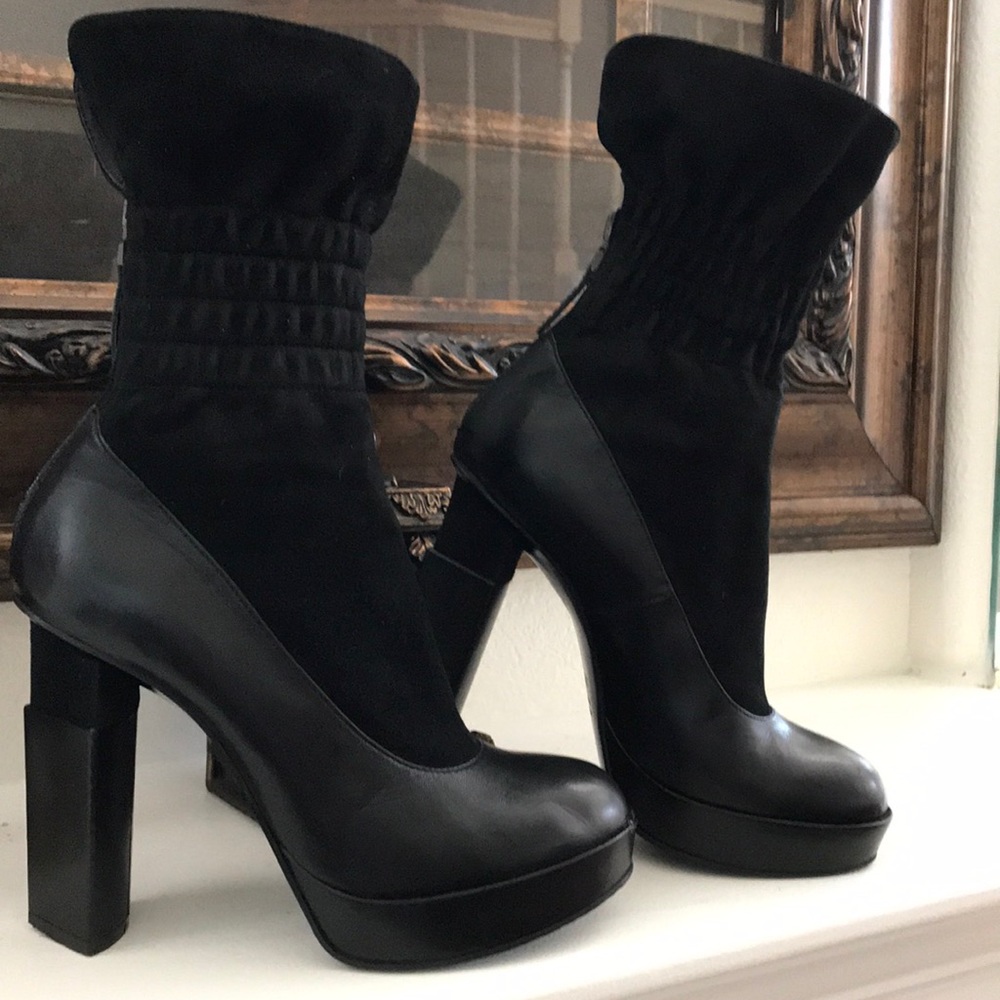 Fendi Great Quality High Unique Heels Shoes - Gem